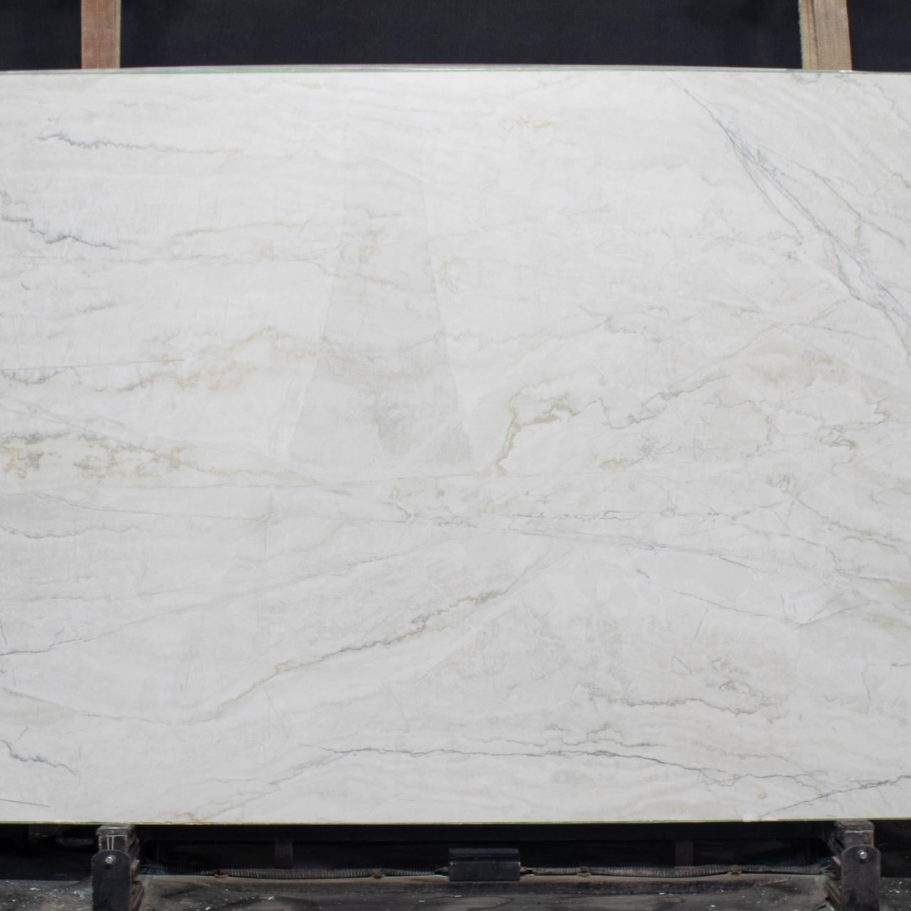 CALACATTA LUX QUARTZITE – Terra Granite